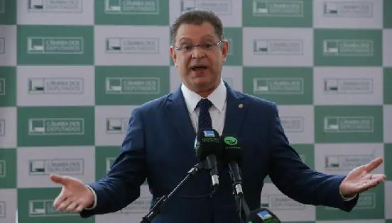 Líder do PL na Câmara propõe mudanças no projeto de anistia e busca ...