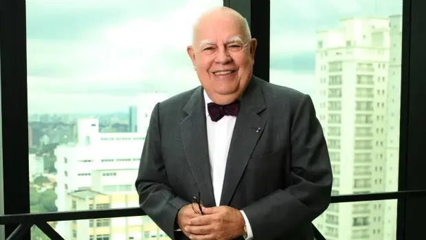 Marcos Azambuja, ícone da diplomacia brasileira, falece aos 90 anos ...