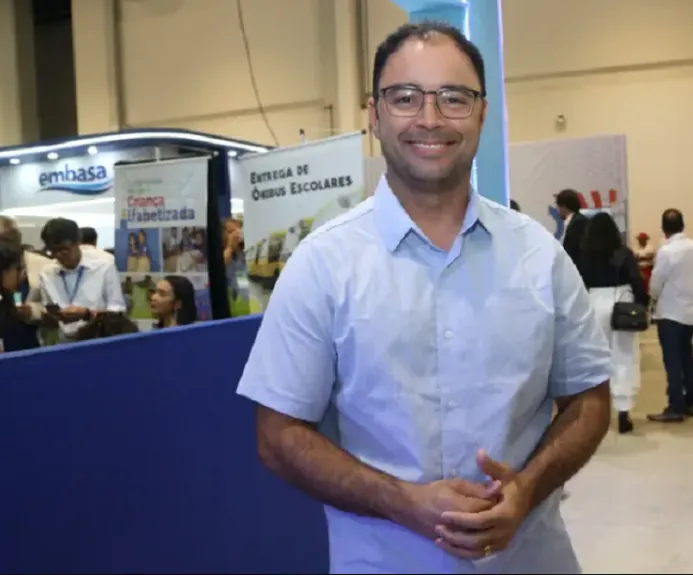 Mário Galinho é alvo de denúncia por gastos de R$ 1 milhão em água ...