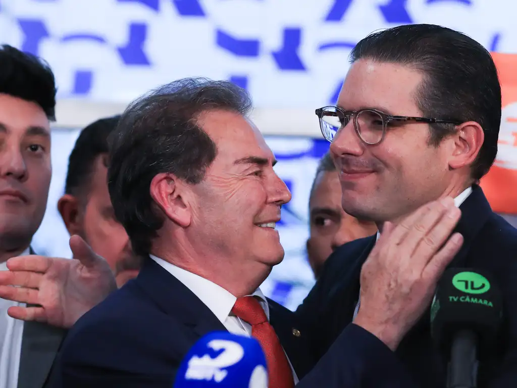 Hugo Motta acena ao governo Lula para acelerar PL do Imposto de Renda ...